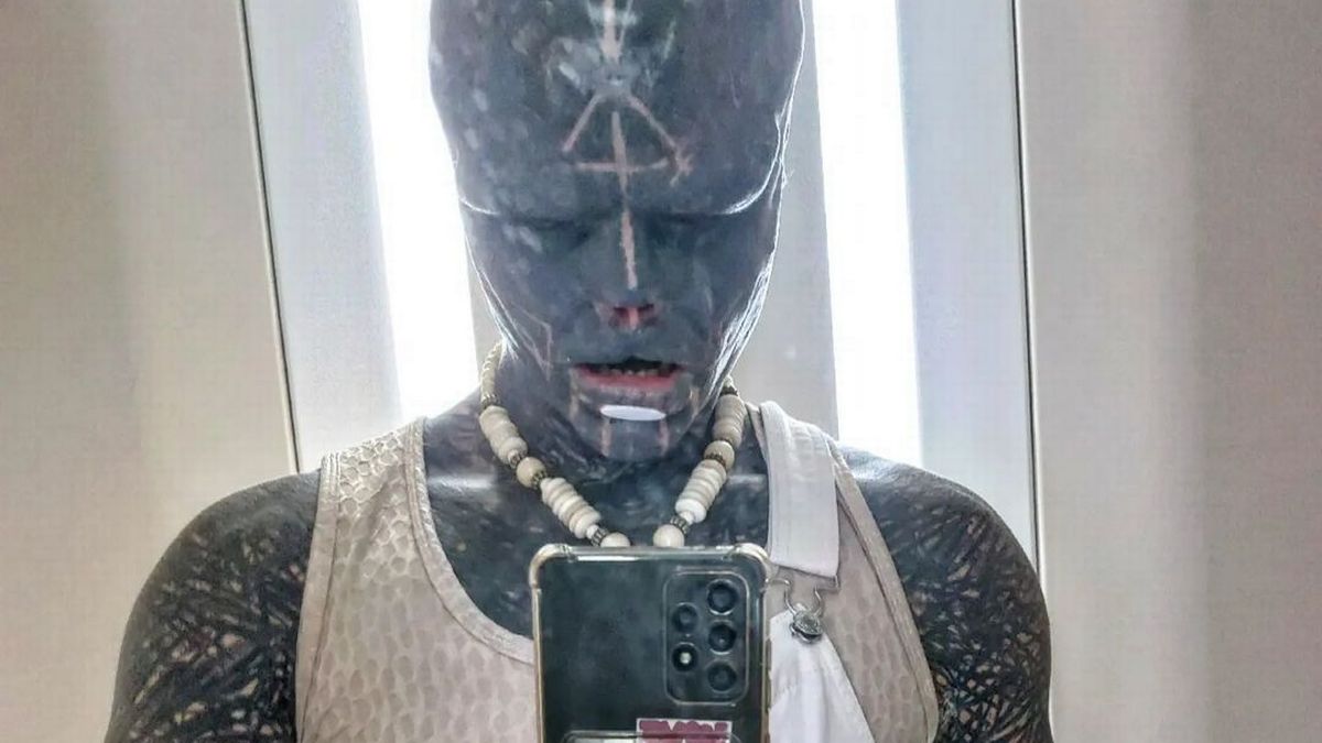 MAN WITH EXTREME BODY MODIFICATIONS BANNED FROM RESTAURANTS - Legend FM